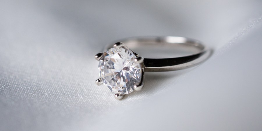 Tiffany Settings: Everything You Need to Know - CaratCraze
