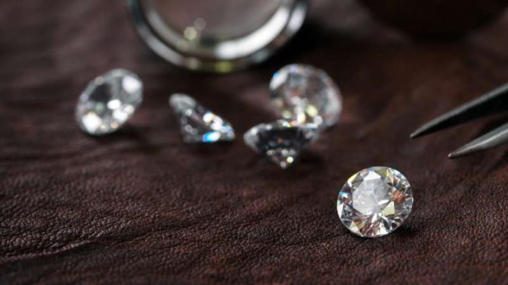 Round Brilliant Cut Diamonds: Everything You Need To Know - CaratCraze